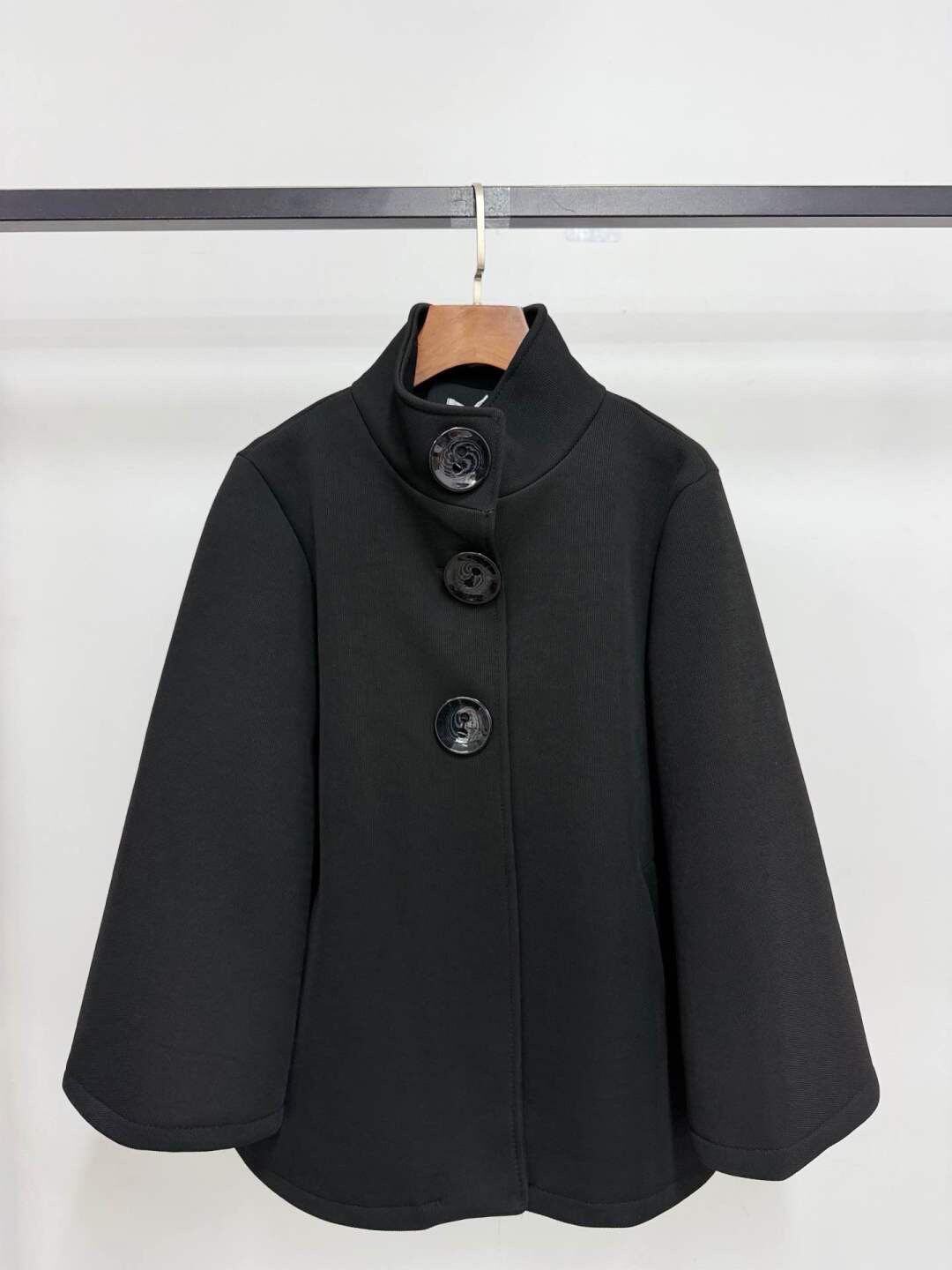 Cape | Paris Fashion Shops