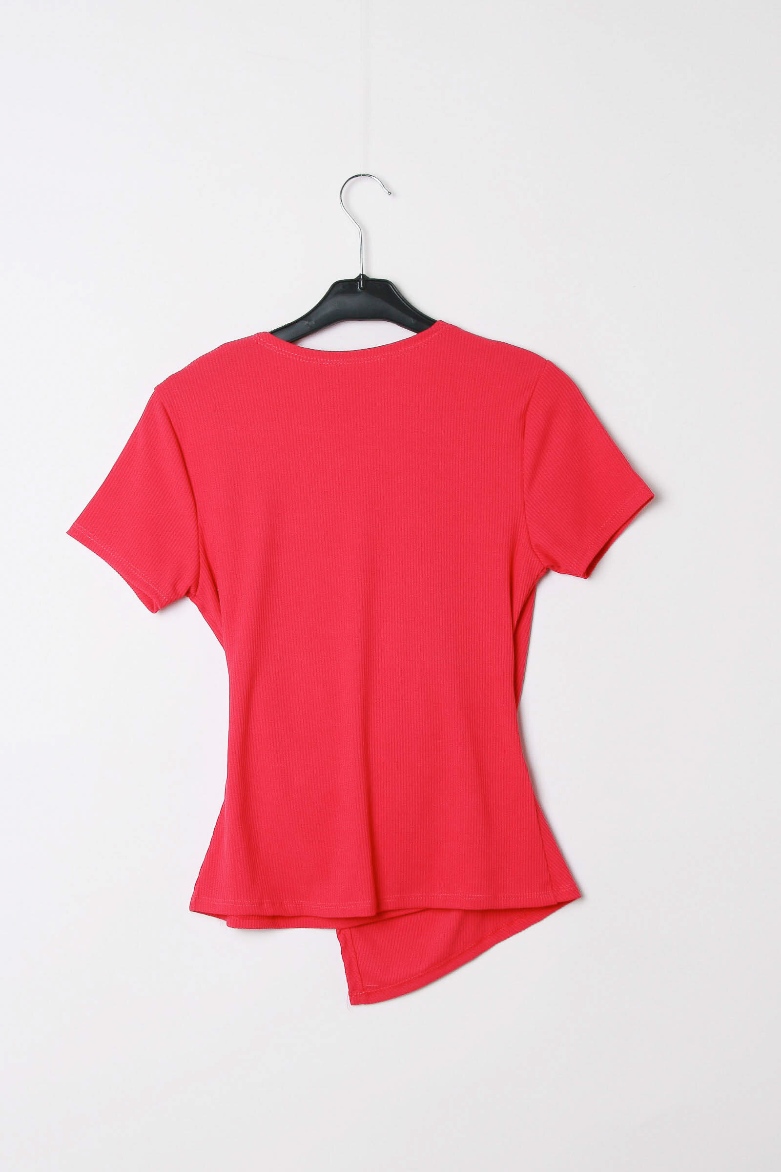 Elegant crossover top with draped effect and decorative ring | Paris ...