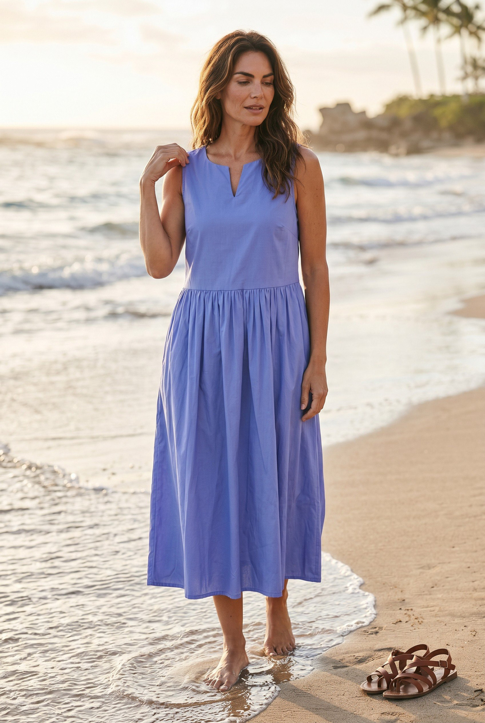 Sleeveless long dress with V-neck | Paris Fashion Shops