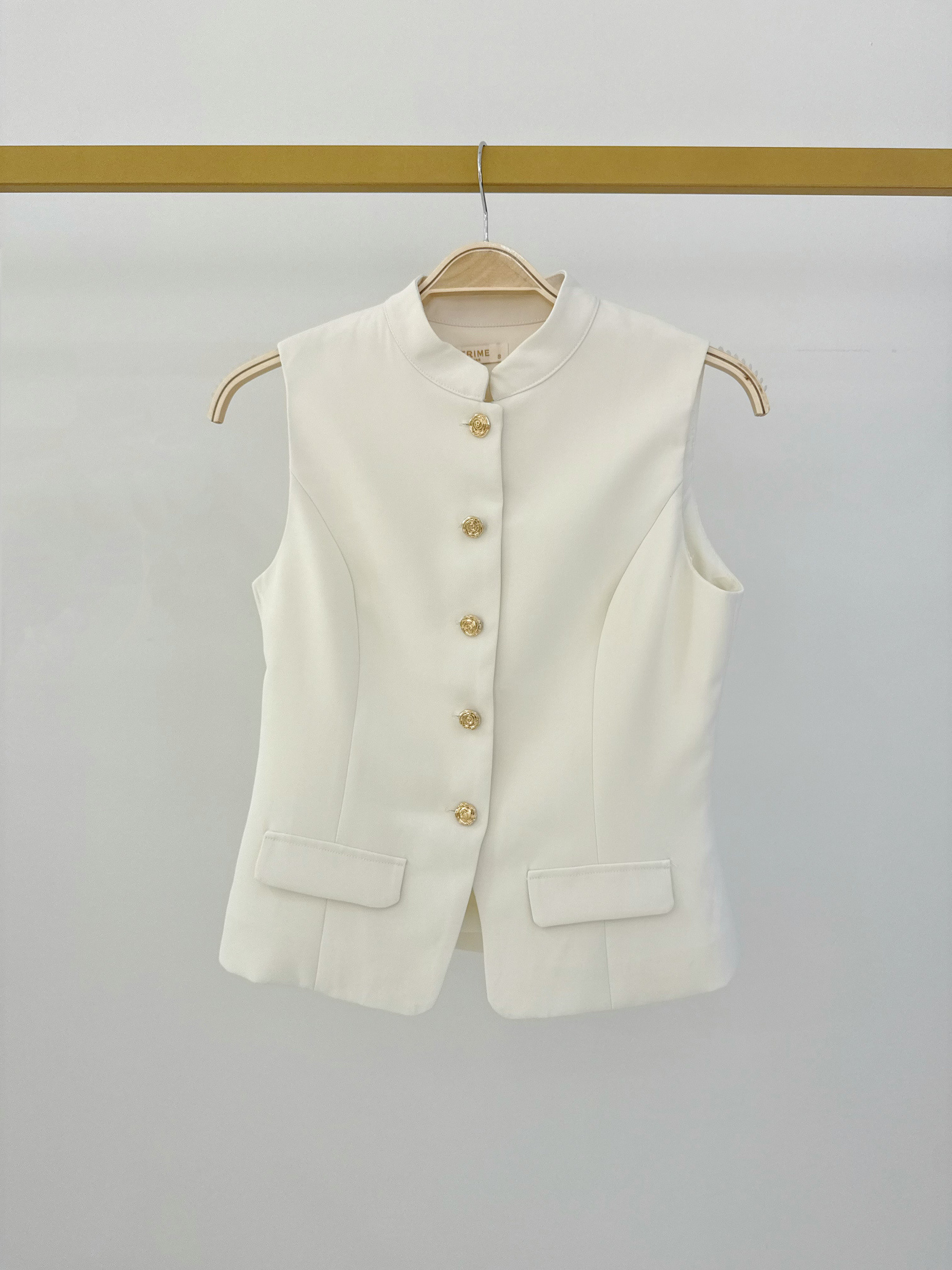 Gilet sans manches avec col montant | Paris Fashion Shops
