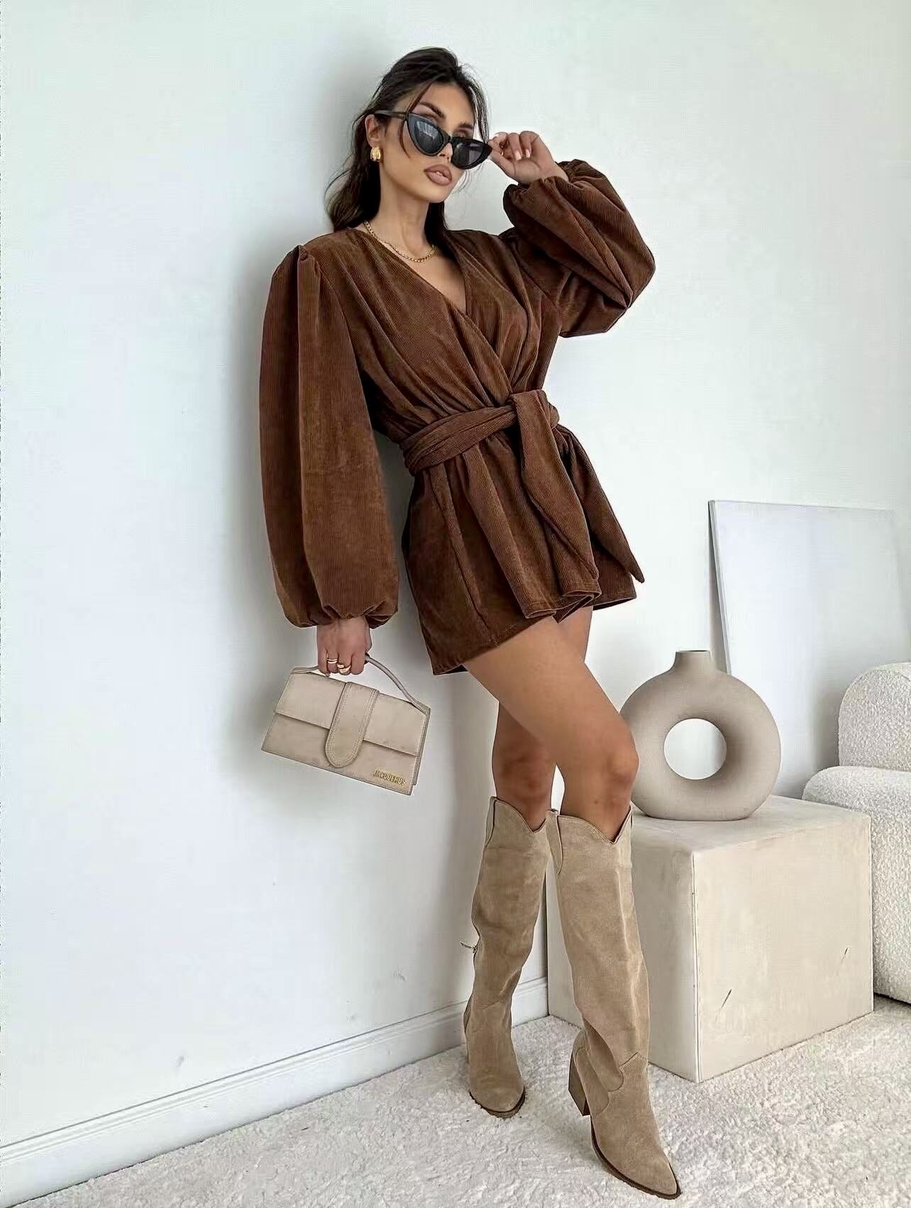 Robe / combishort matière côtelée manches bouffantes | Paris Fashion Shops