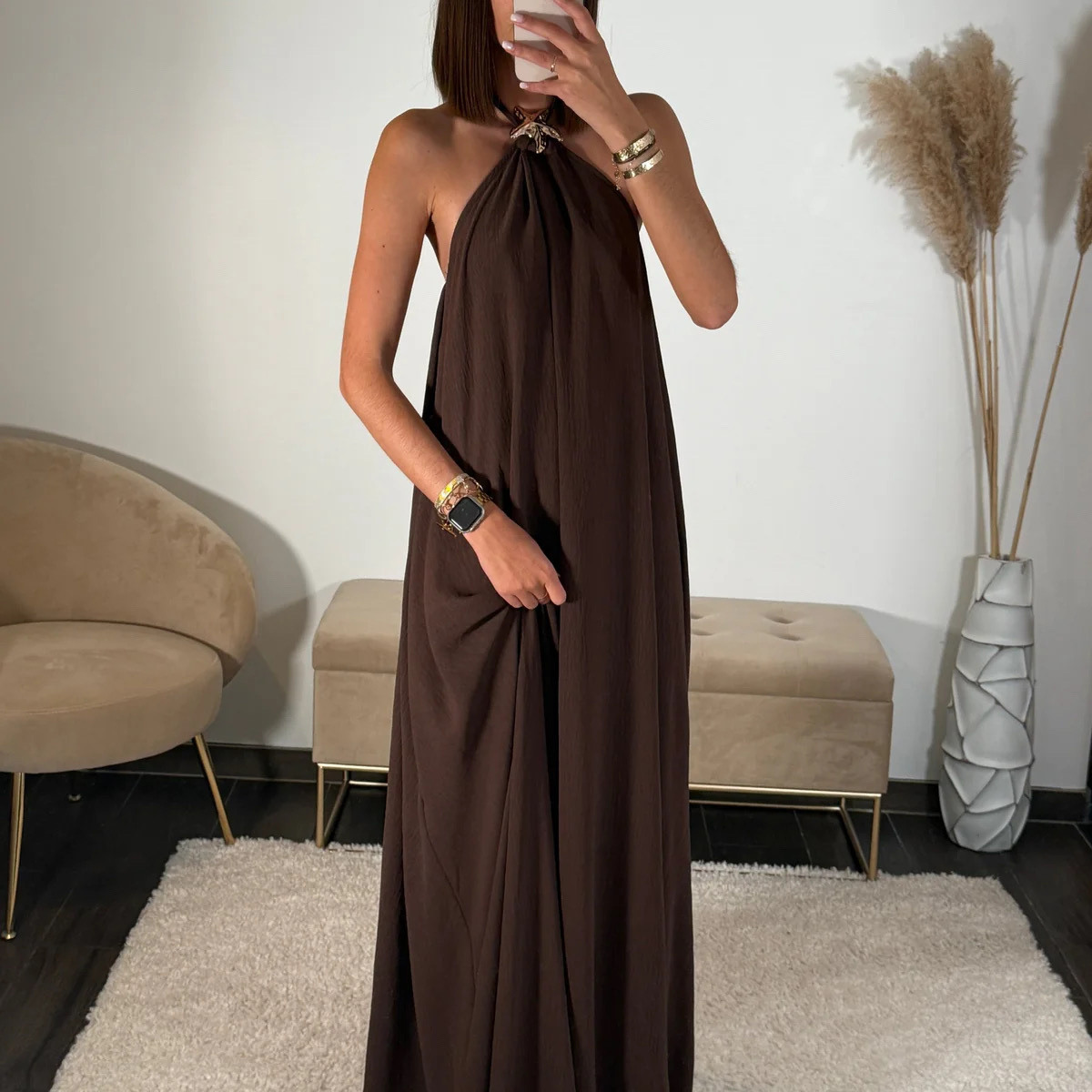 robe sans manches à détails dorées | Paris Fashion Shops