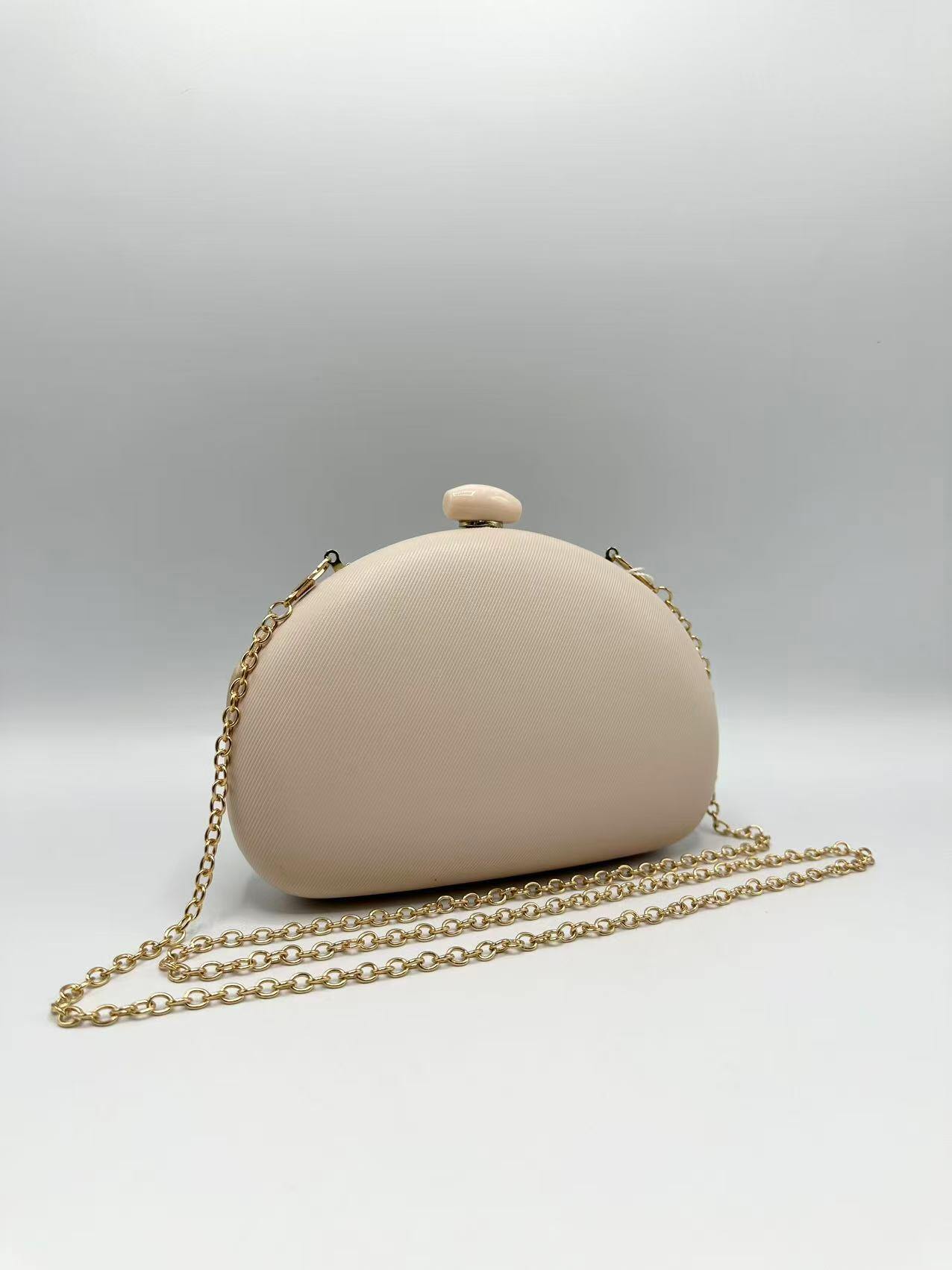 Simple clutch | Paris Fashion Shops