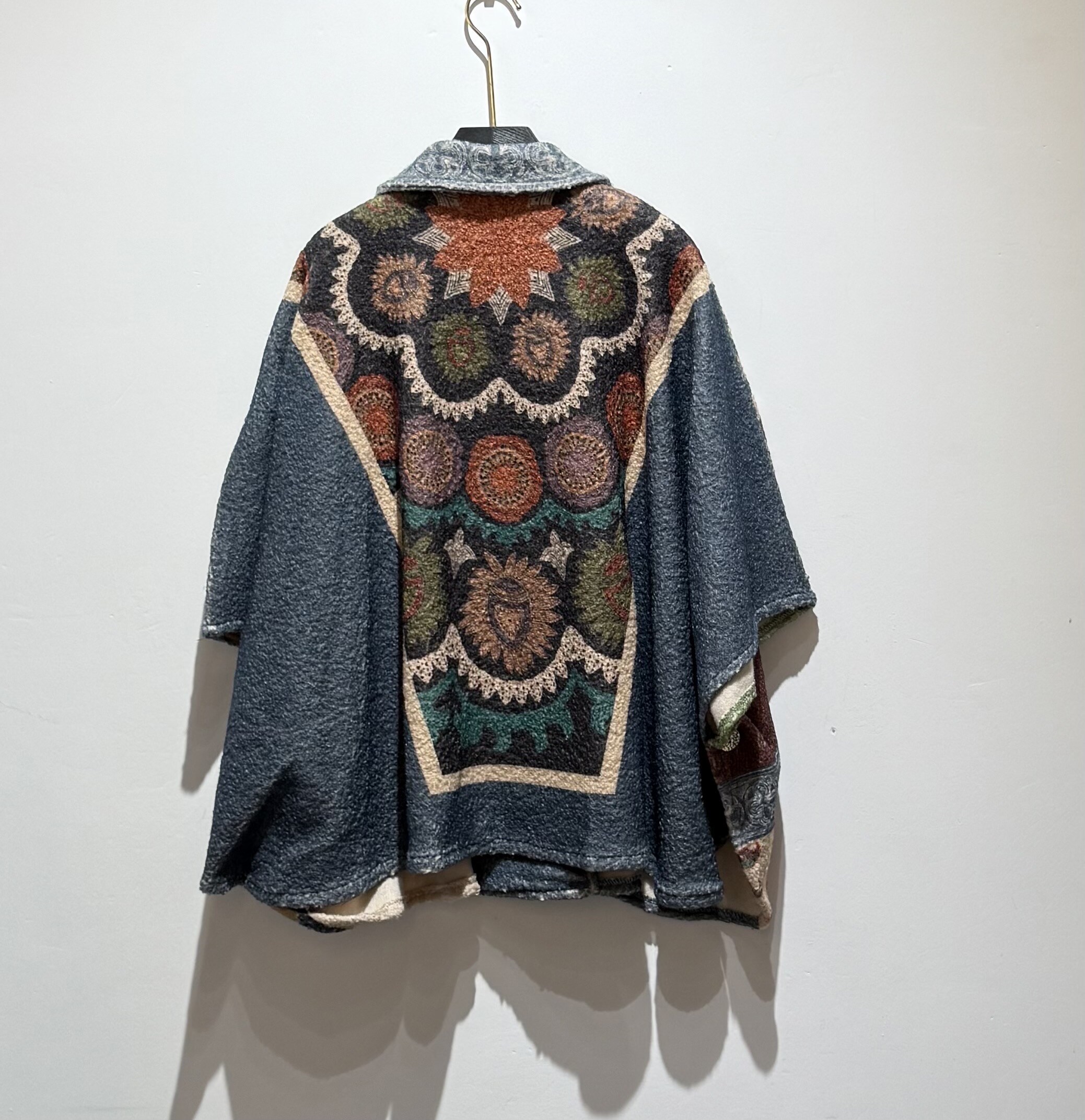 Printed ponchos | Paris Fashion Shops