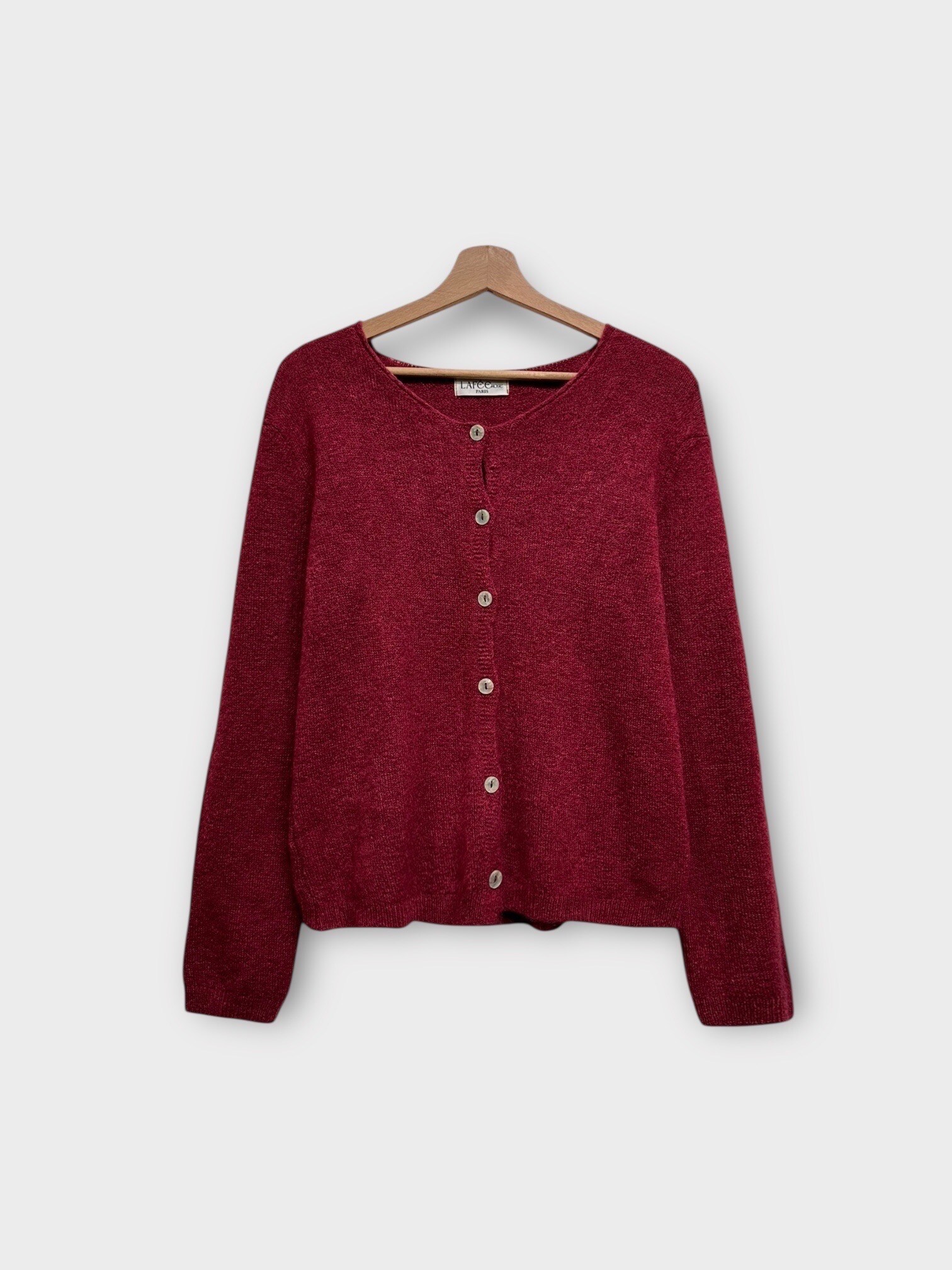 GILET/PULL À BOUTONS EN ALAPAGA TOUX DOUX | Paris Fashion Shops