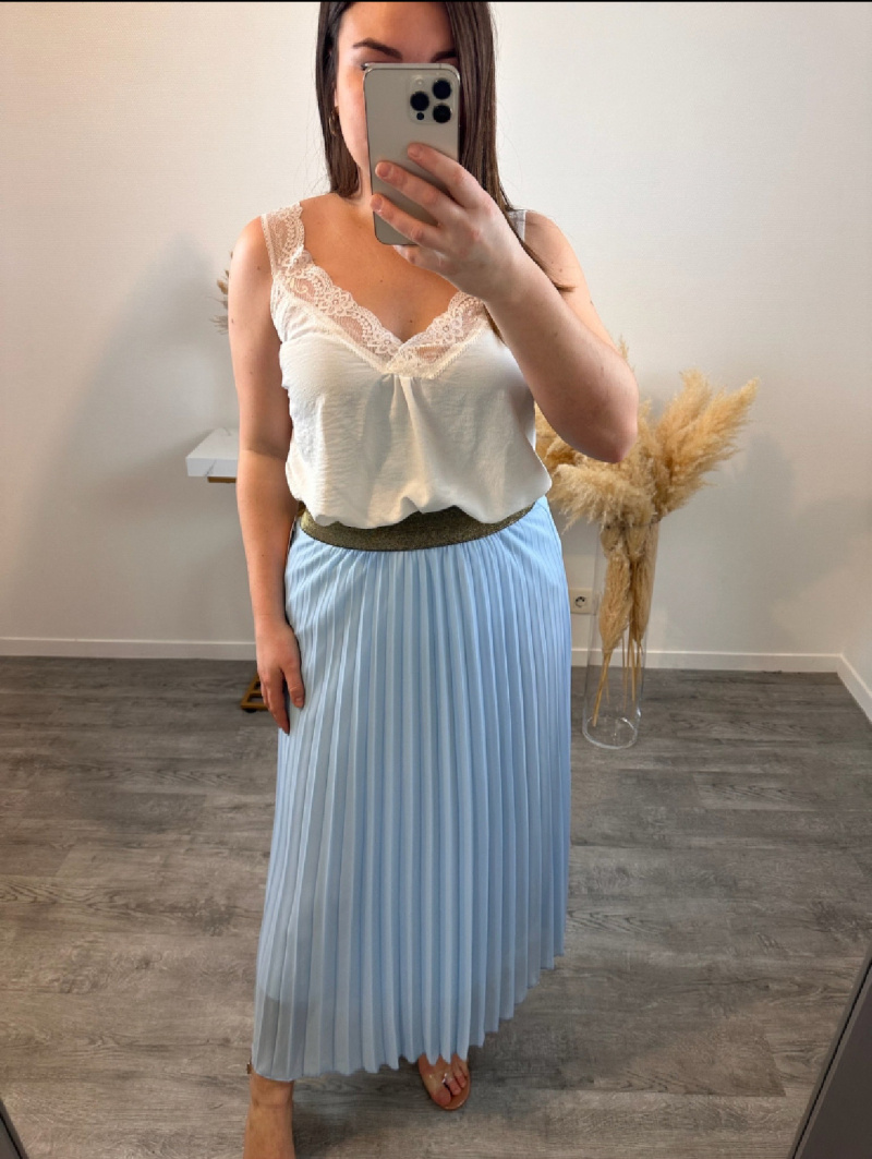 Jupe Plissée grande taille avec ceinture dorée Mily | Paris Fashion Shops