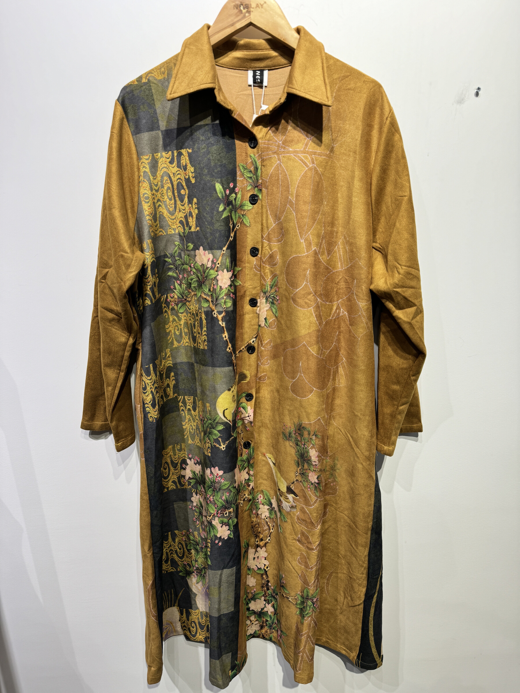 Neslay | Paris Fashion Shops