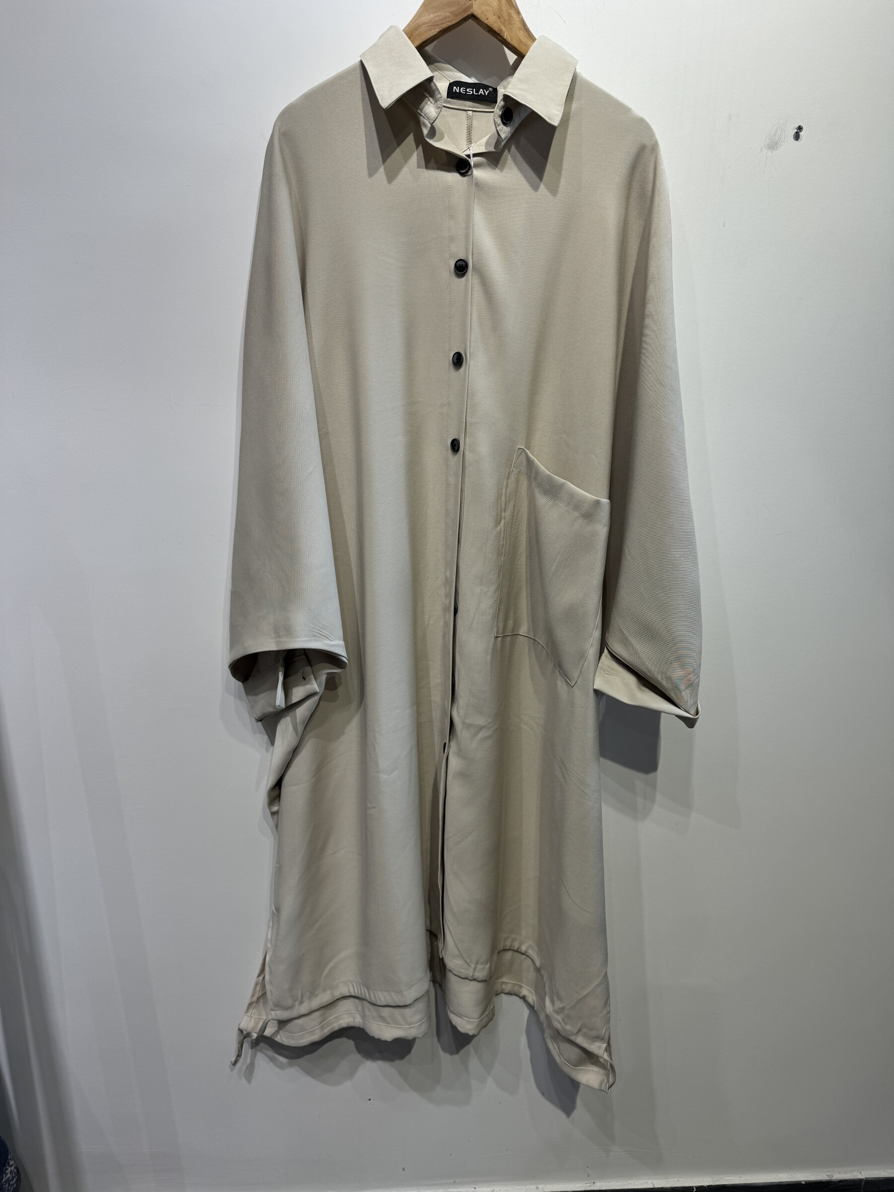 Neslay | Paris Fashion Shops