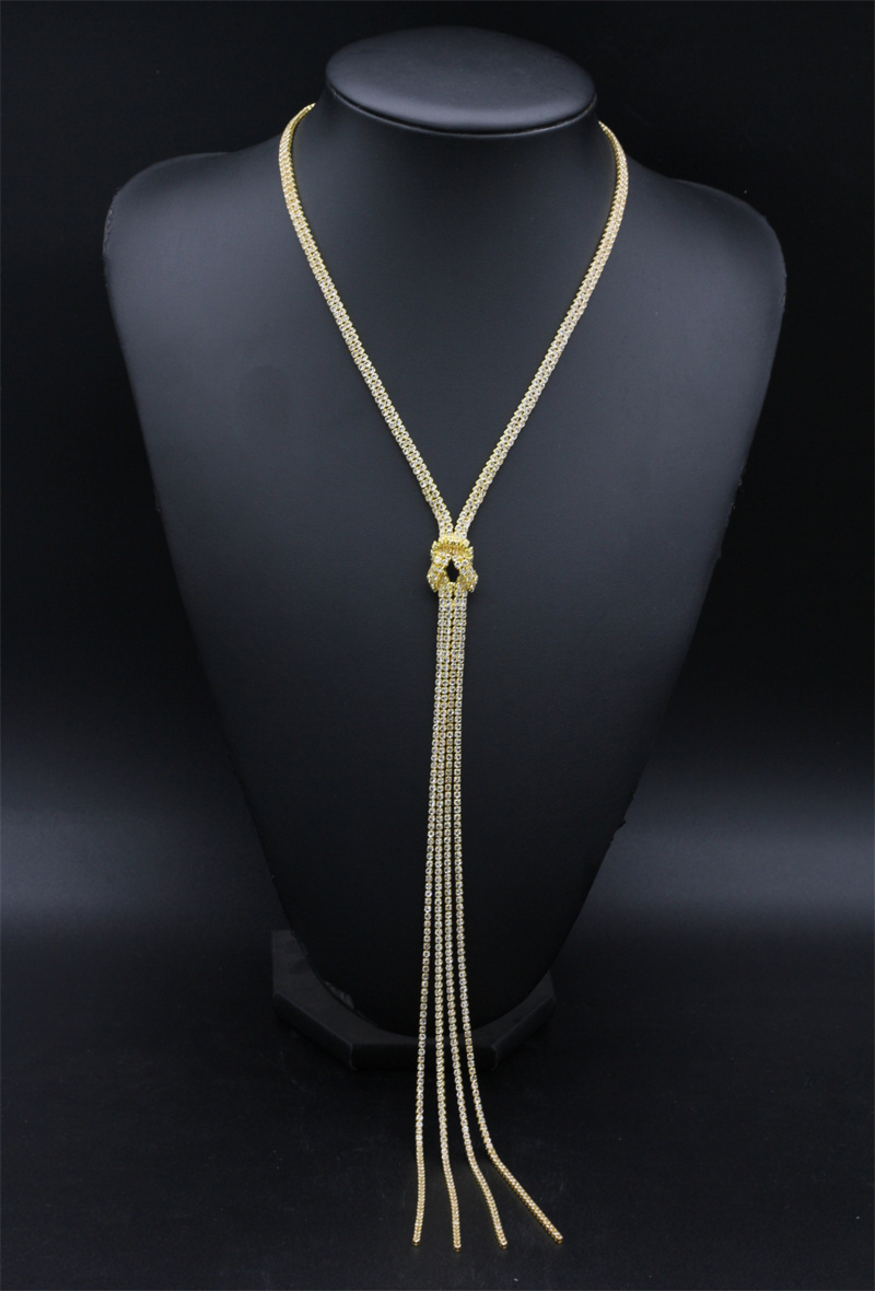 Fancy layering necklace set with cubic zirconium crystals | Paris Fashion Shops
