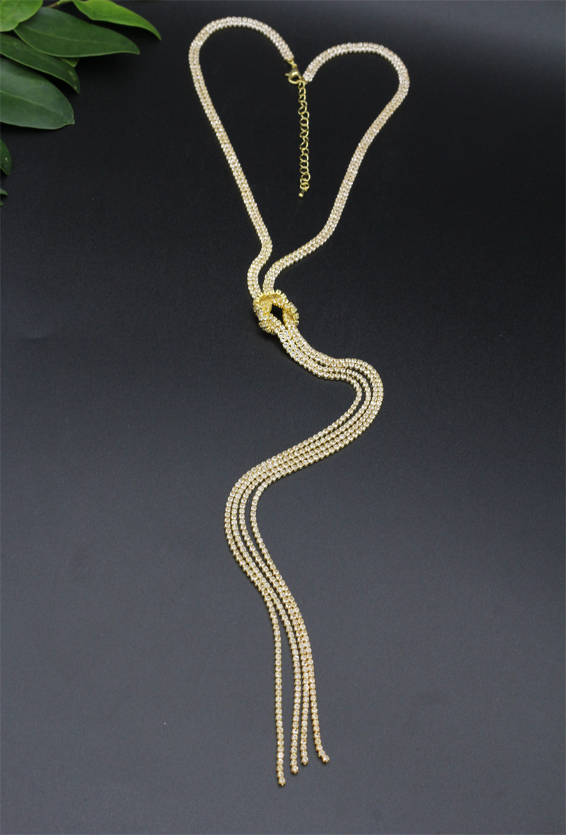 Fancy layering necklace set with cubic zirconium crystals | Paris Fashion Shops