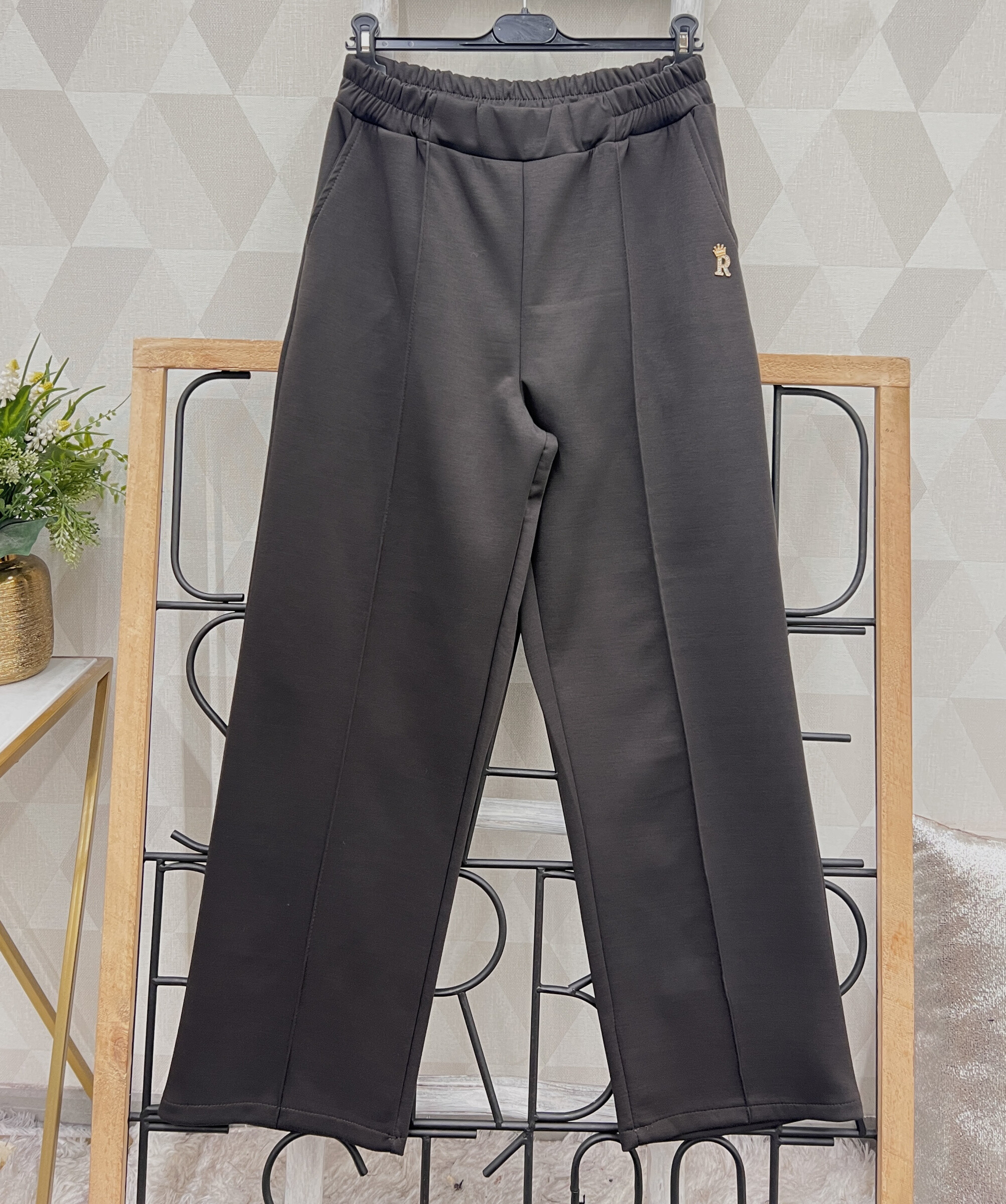 Casual long pants | Paris Fashion Shops