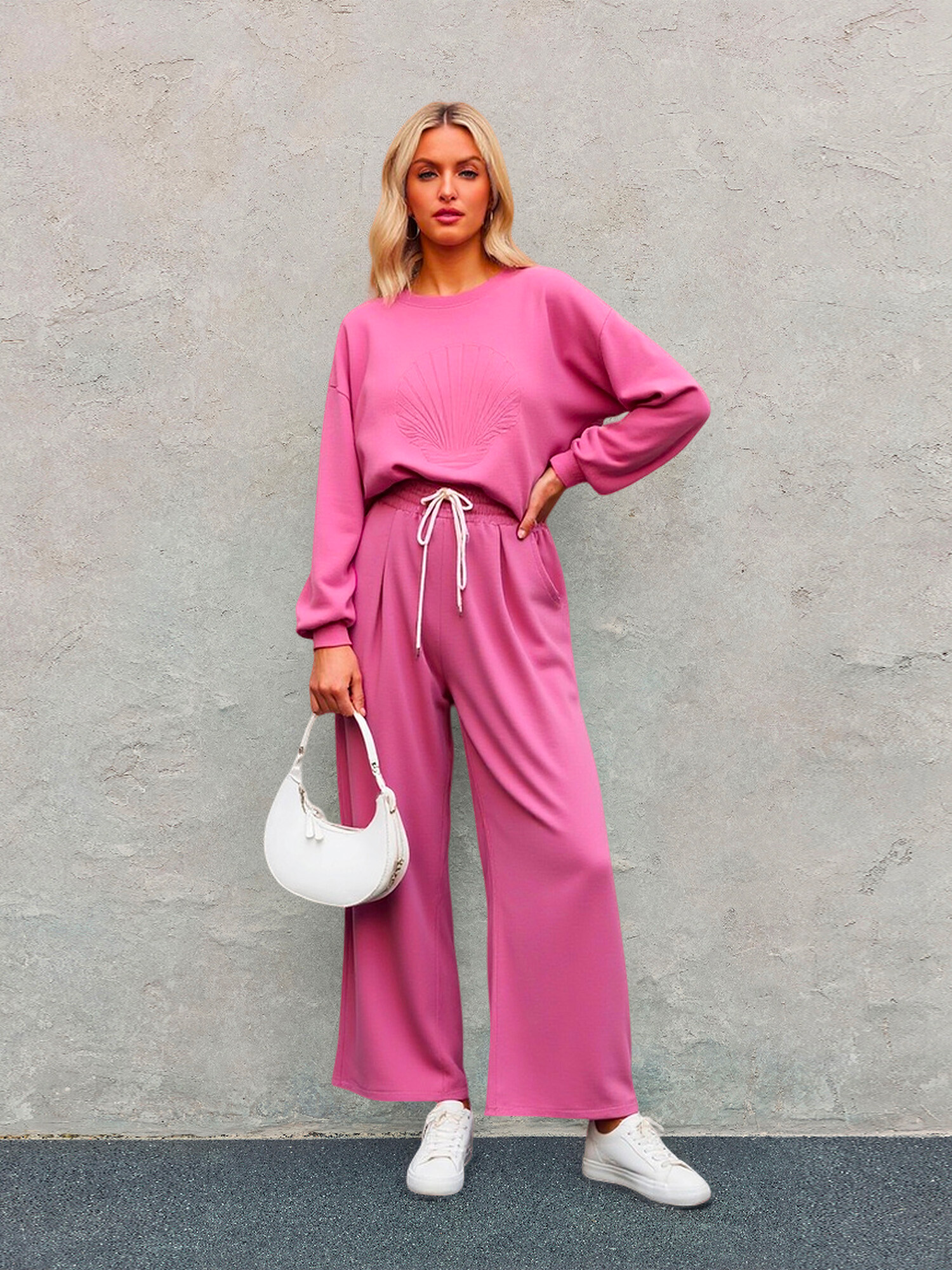 Casual style tracksuit set, super soft | Paris Fashion Shops