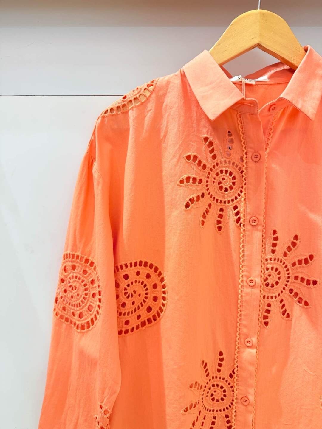 Lace shirt | Paris Fashion Shops