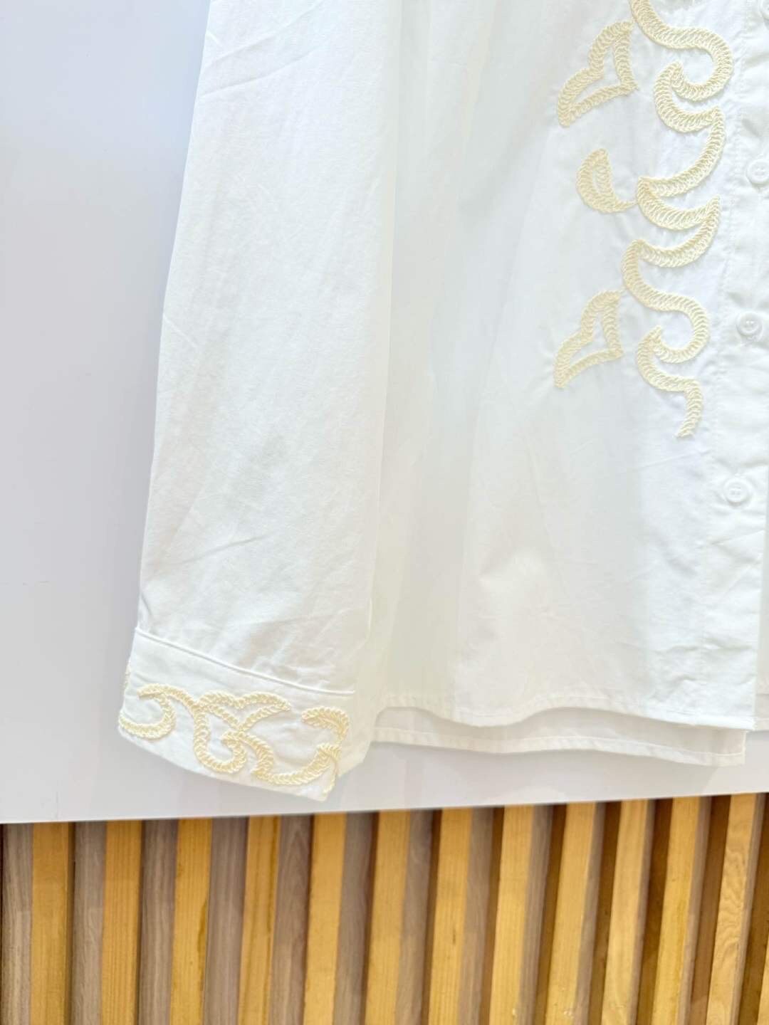 Embroidered shirt | Paris Fashion Shops