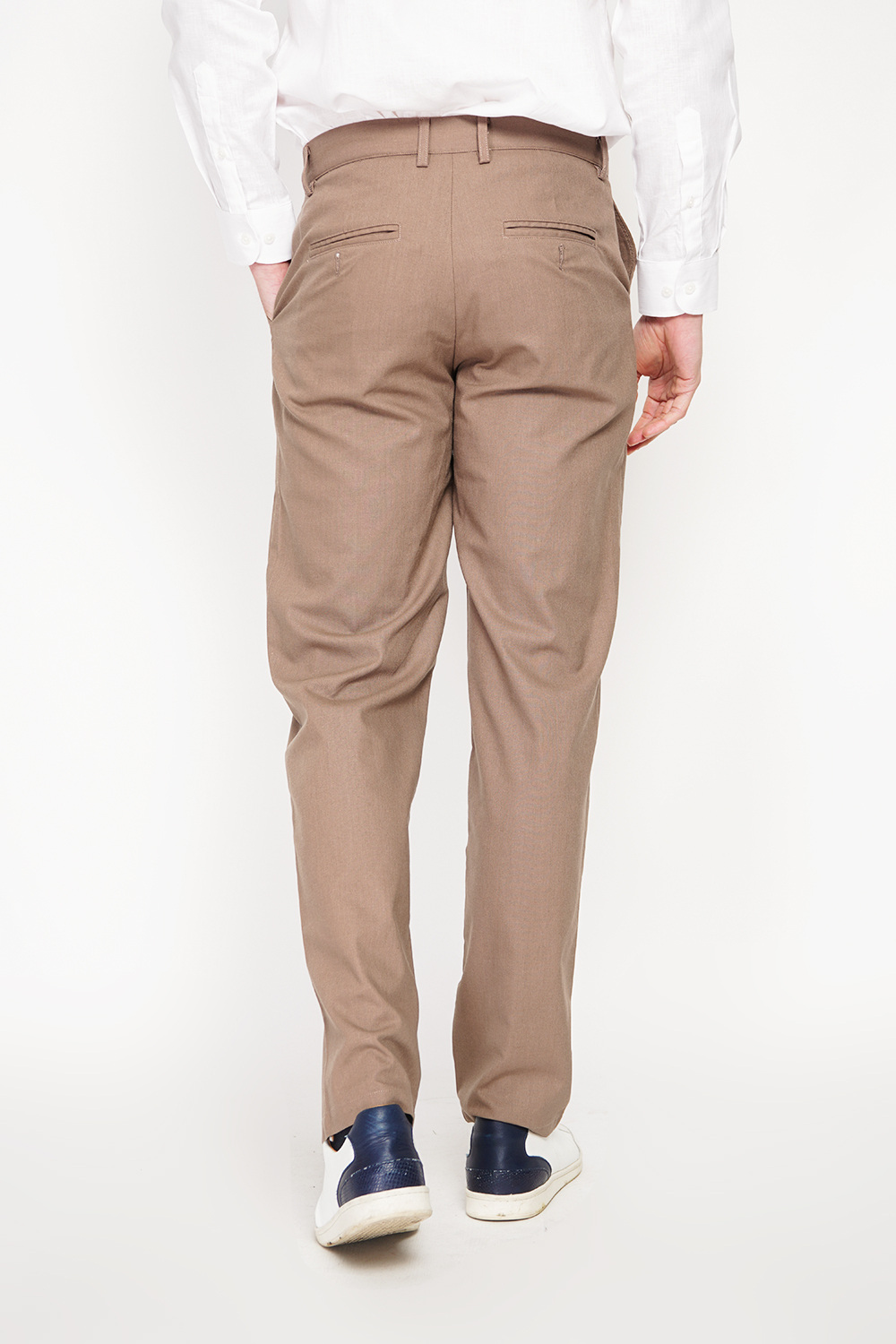 Classic fit trousers with 2 side pockets, 2 back pockets | Paris ...